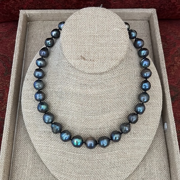 Sundance | Jewelry | 225 New Sundance Large Baroque Peacock Freshwater ...